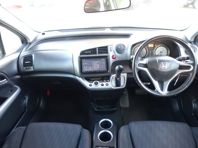 honda Stream – Sabaki Motors